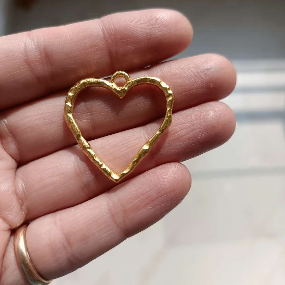 Heart Shape Texture Bezel – insane craft supplies